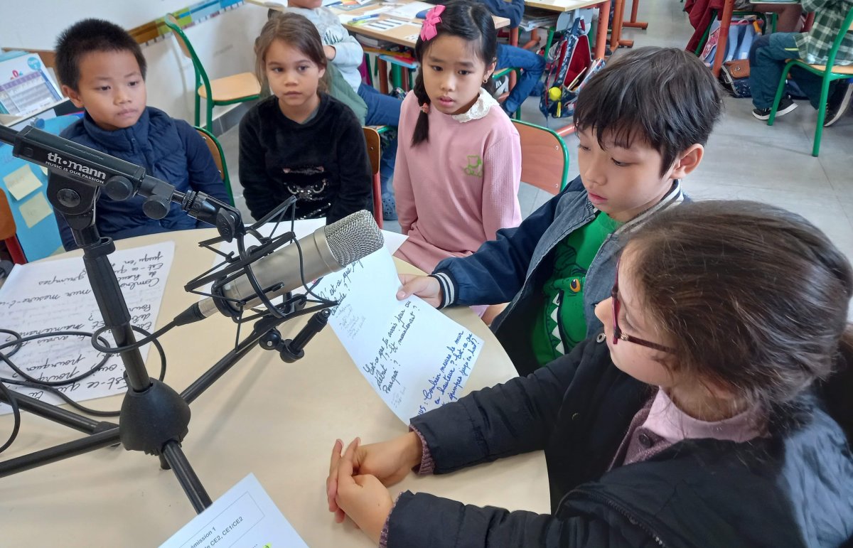 RADIO ƠI- Émission 1 (année scolaire 2022-2023) | Lycée Alexandre Yersin